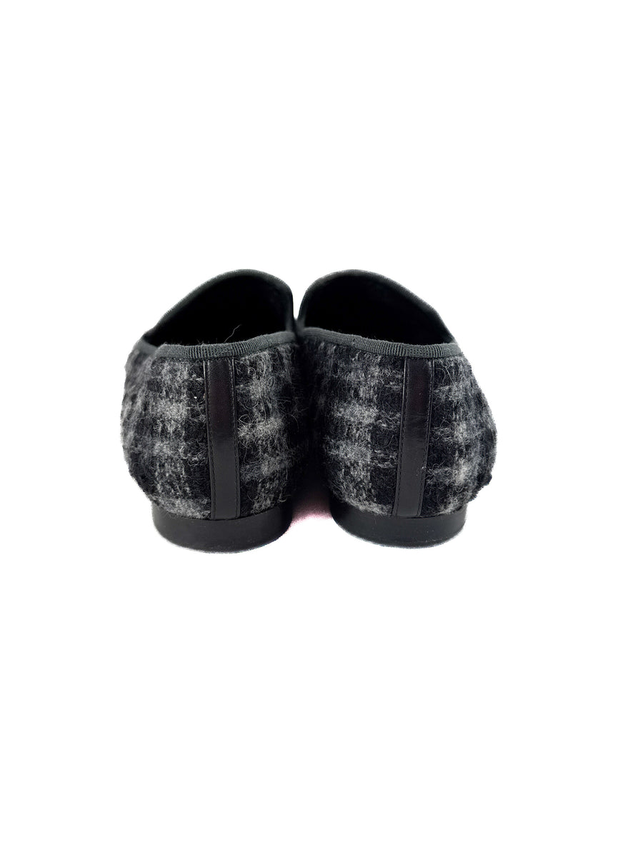 Chanel 2016 black/gray tweed interlocking double CC loafers size 40.5 ...